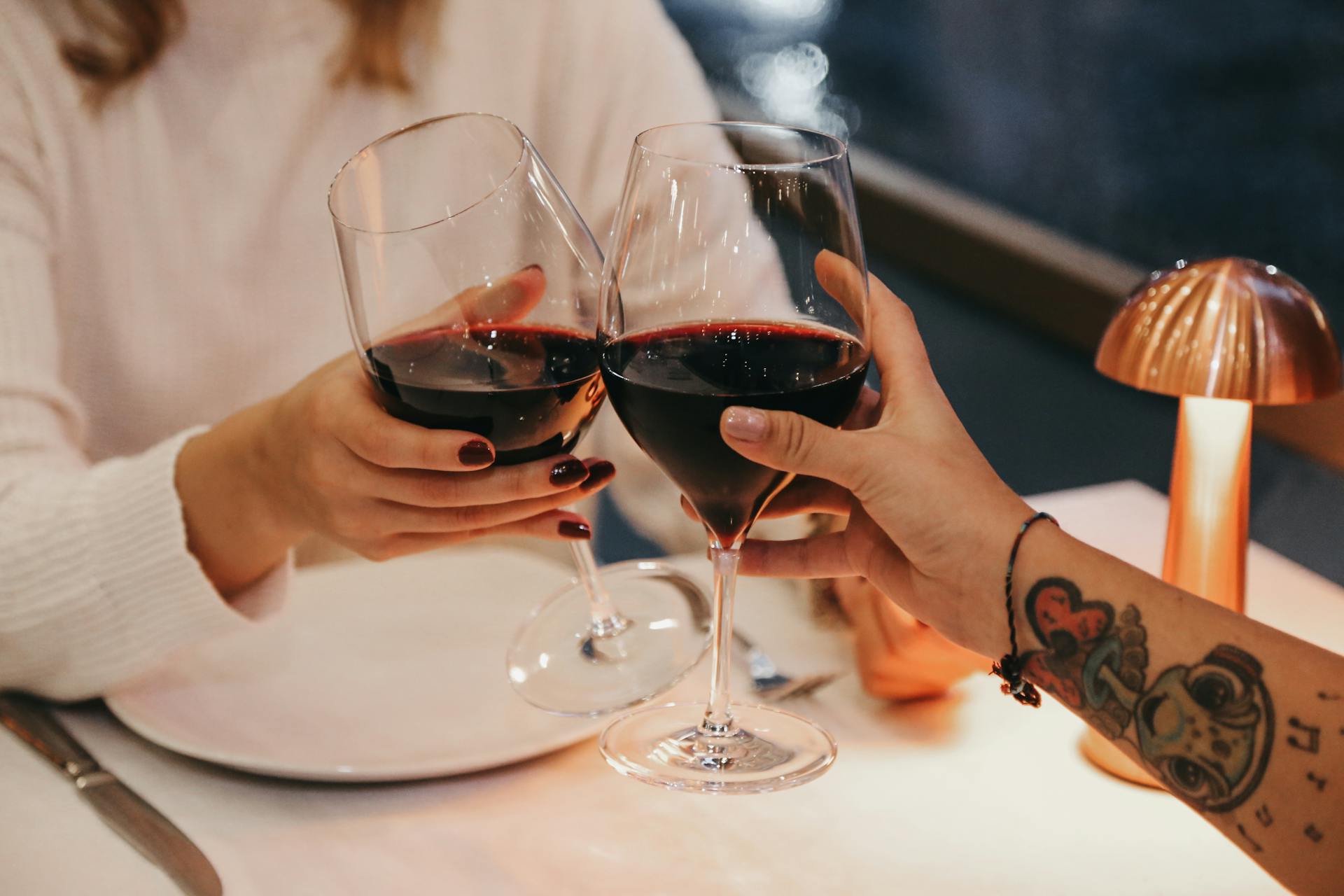 The science behind alcohol cravings and how to manage them - Our Circle